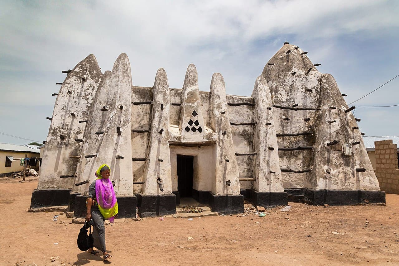 The 12 biggest and most important Mosques in Ghana